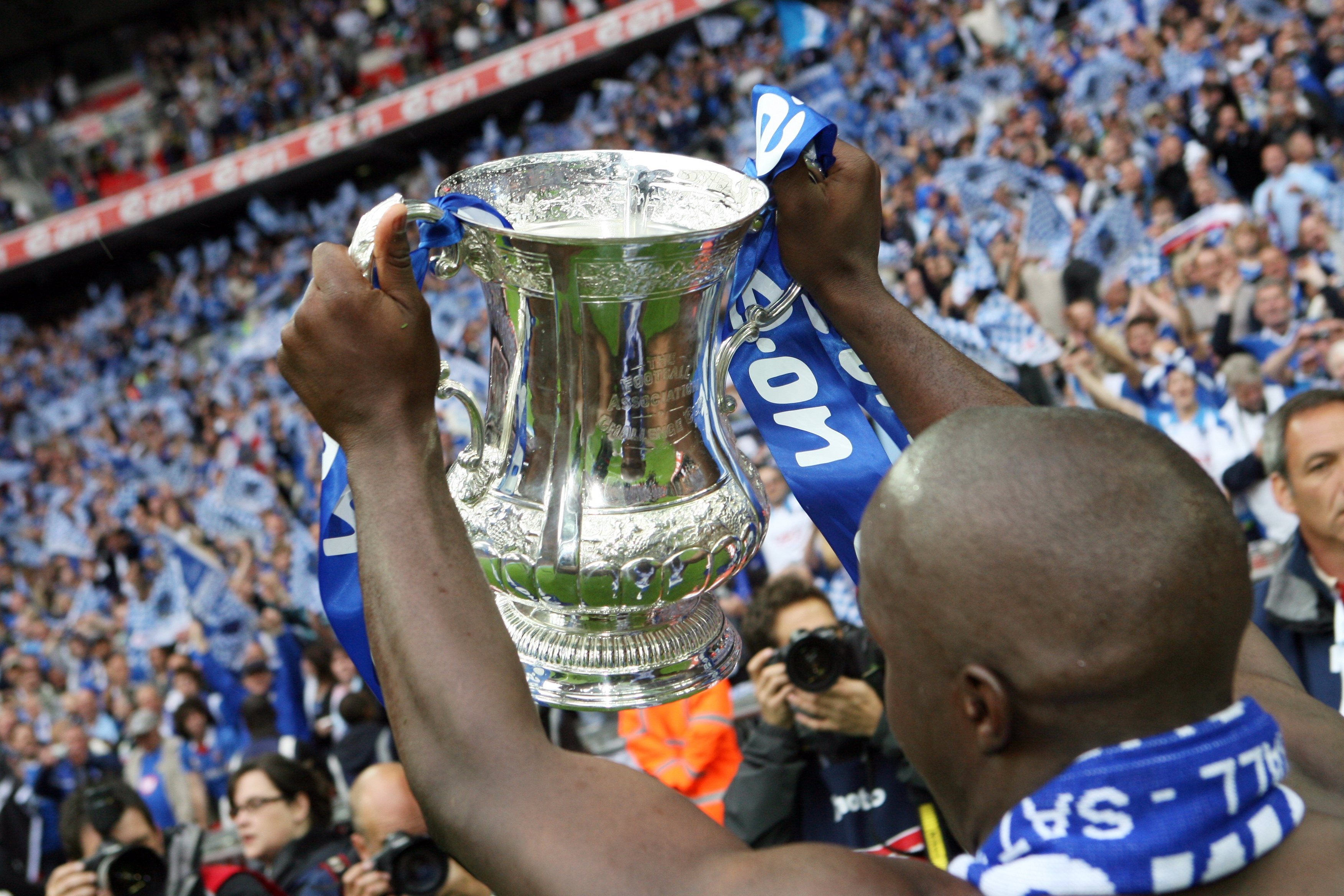 'I slept with the FA Cup that night': On the 17th anniversary - the ...