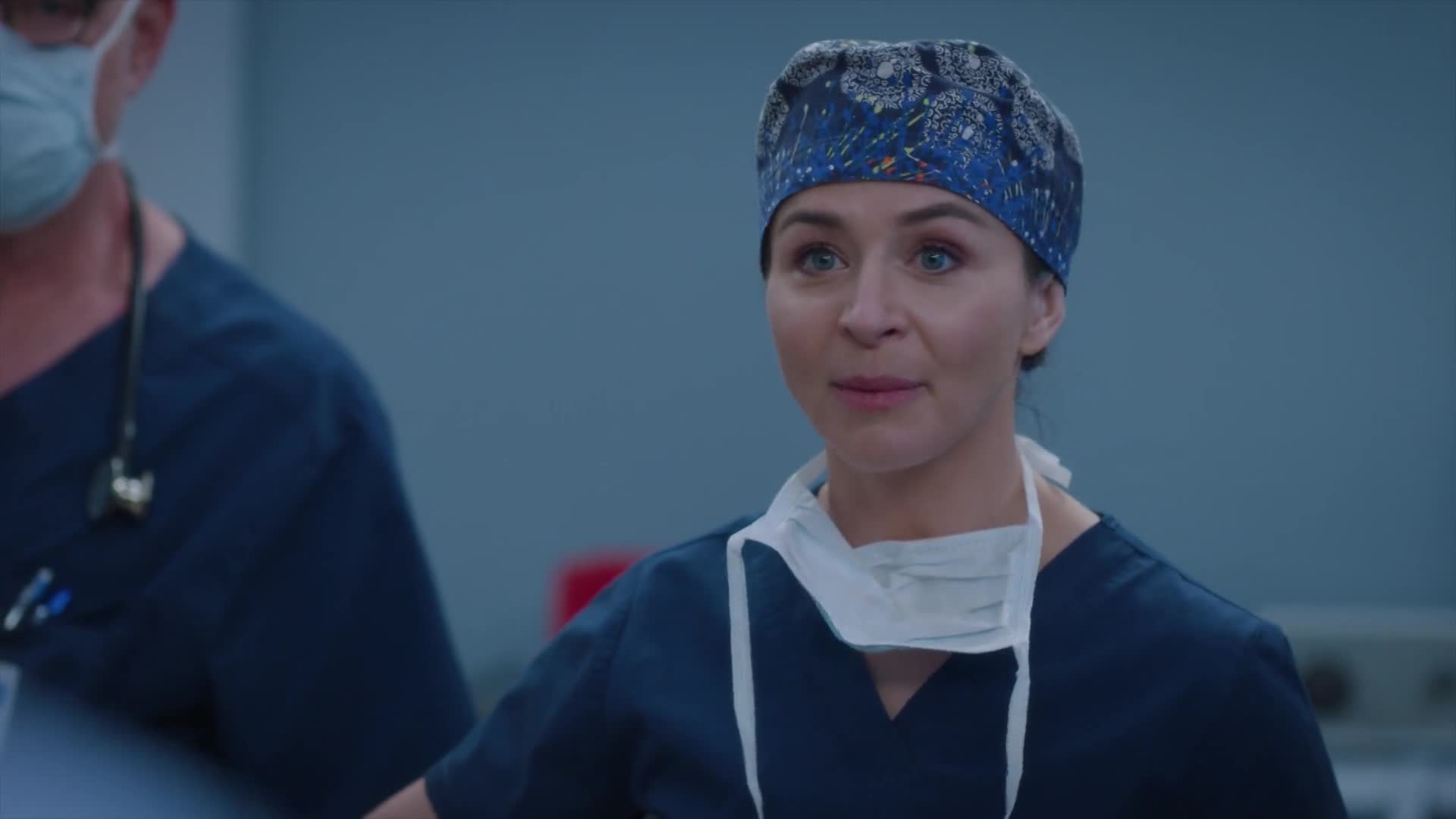 'Grey's Anatomy' Finale Sneak Peek: Piper Perabo Is Desperate, Holds ...