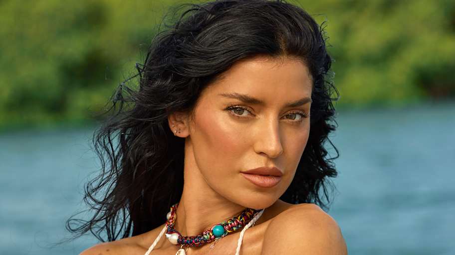 Nicole Williams Reflects on Feeling ‘Beautiful’ in Jamaica for SI ...