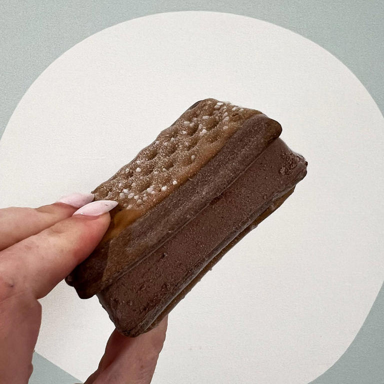 I Tried Pop-Tarts' New Ice Cream Sandwiches—Here's Which Ones You ...