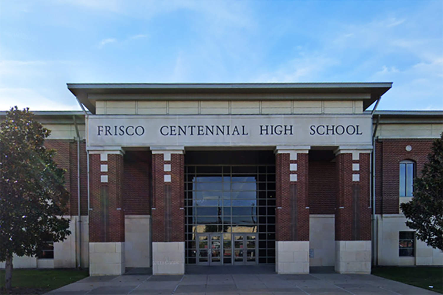 Texas teen accused of fatal track meet stabbing set to graduate high school