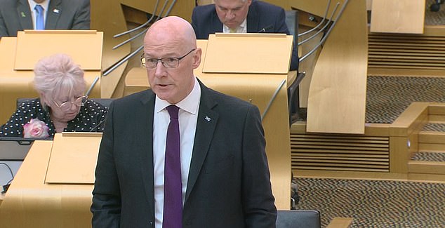 Scottish NHS workers accept inflation-busting 8% pay rise worth £ ...