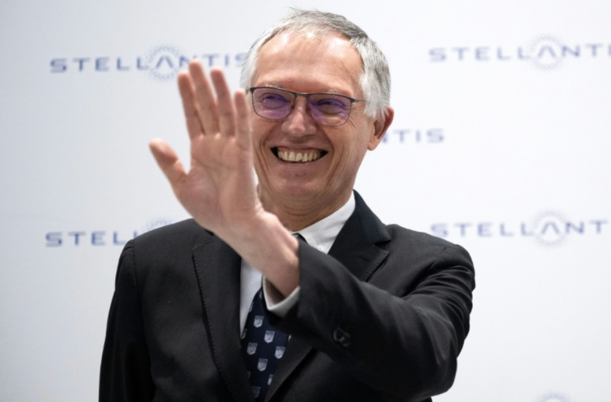 Stellantis: Δραματική αναθεώρηση – εγκαταλείπει το 100% ηλεκτρικό όραμα ...