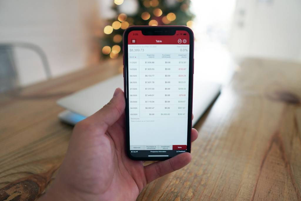 Warren Buffett champions Vanguard S&P 500 ETF investment