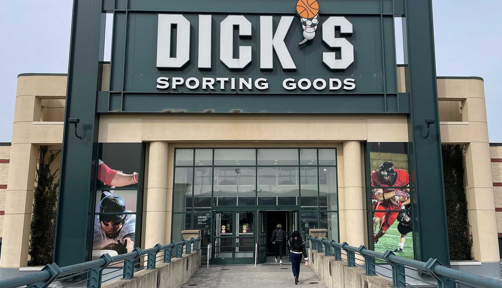 Foot Locker Closing Stores In Major Shakeup: 'Clean Out The Garage'