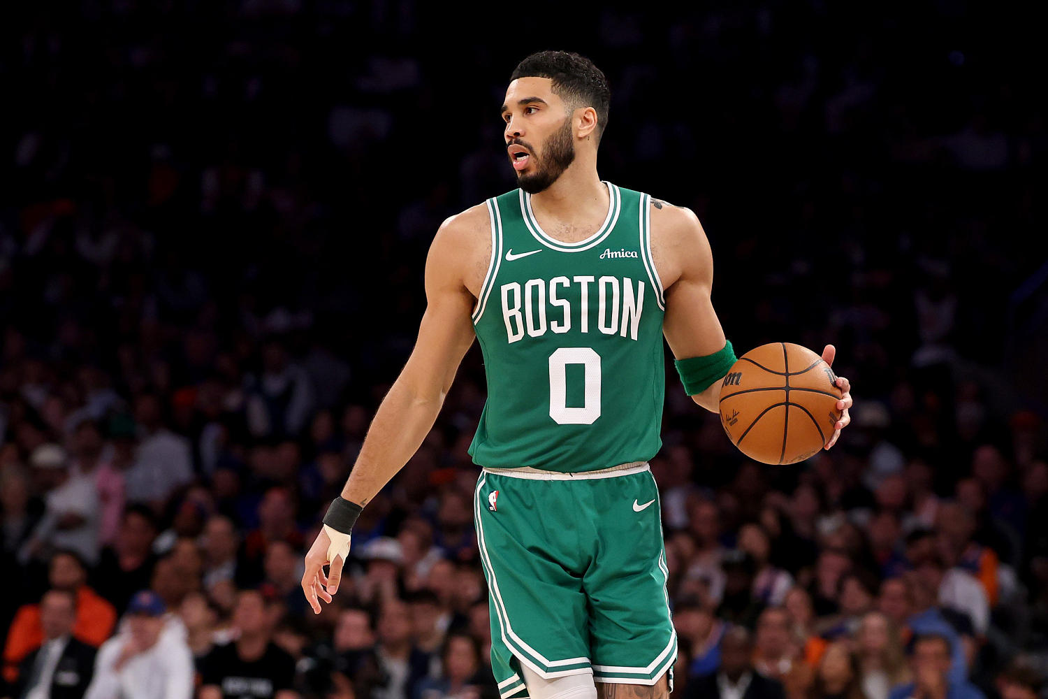 Jayson Tatum posts pic from hospital with message to fans after ...