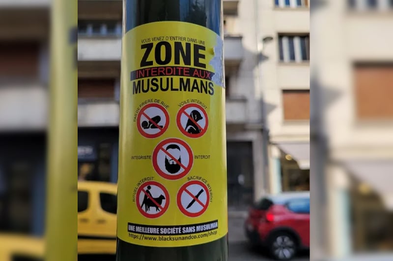 Far-Right Stickers Targeting Muslims and Leftists Found in Orléans