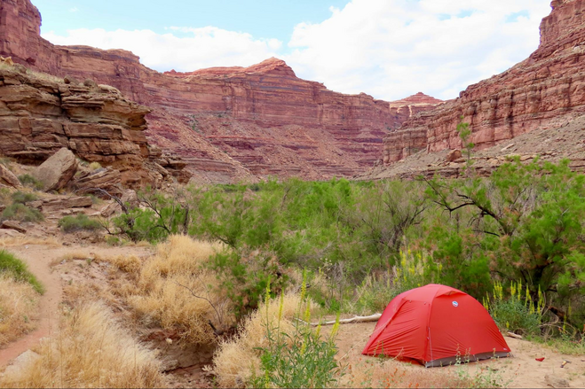 Canoeing and Canoodling in Utah’s Canyonlands