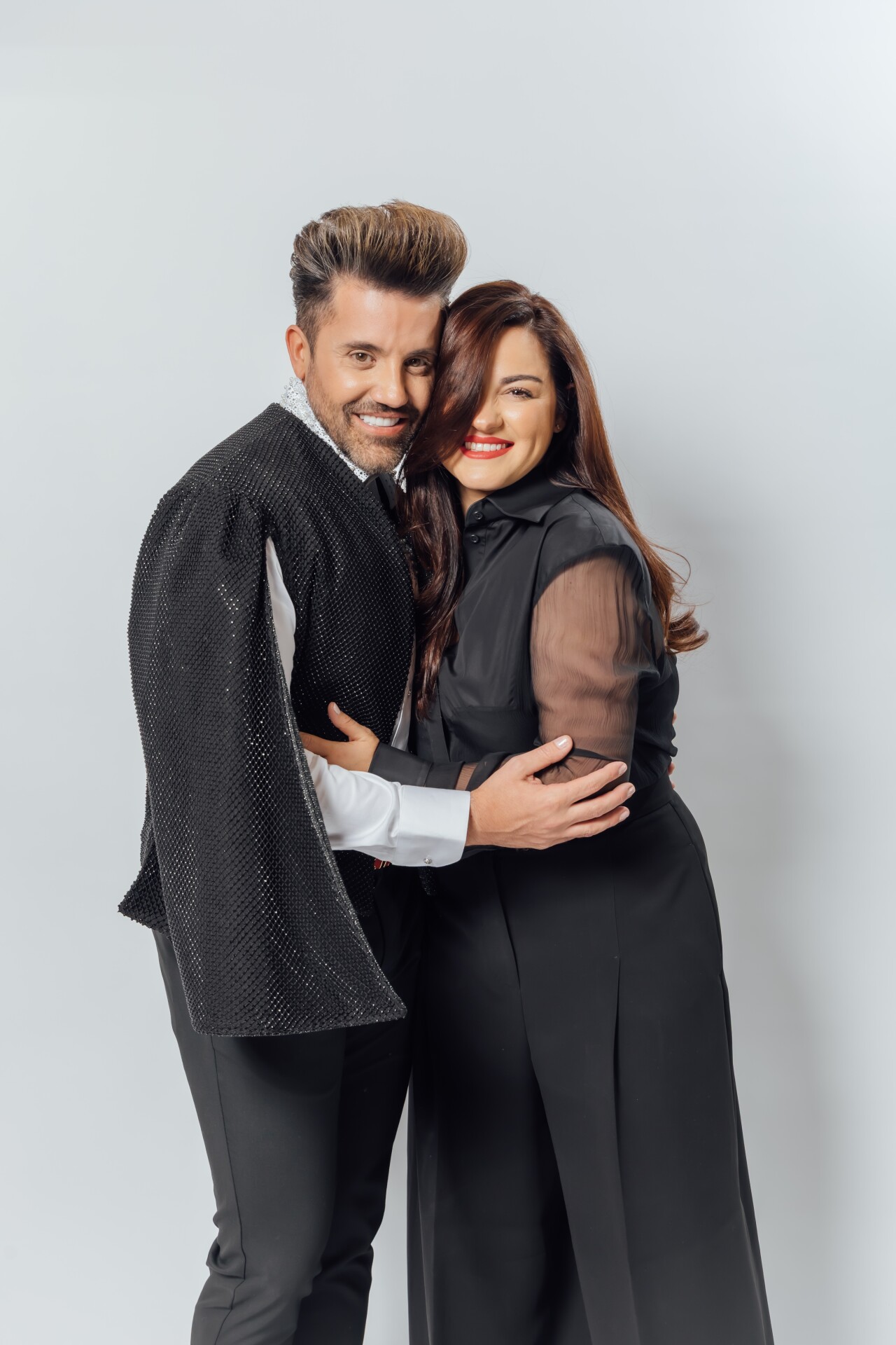 Gabriel Samra abre nuevo salón de belleza