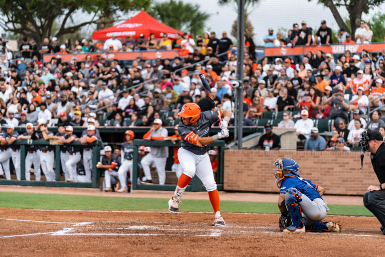 2 El Paso natives college baseball postseason honors on Division 1 level