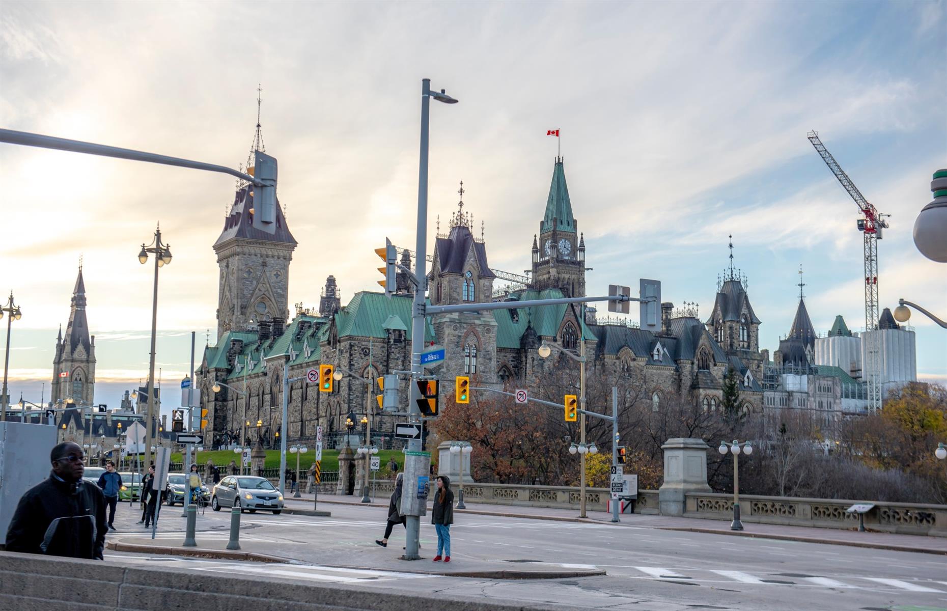Then and now: How Canada’s famous landmarks have transformed