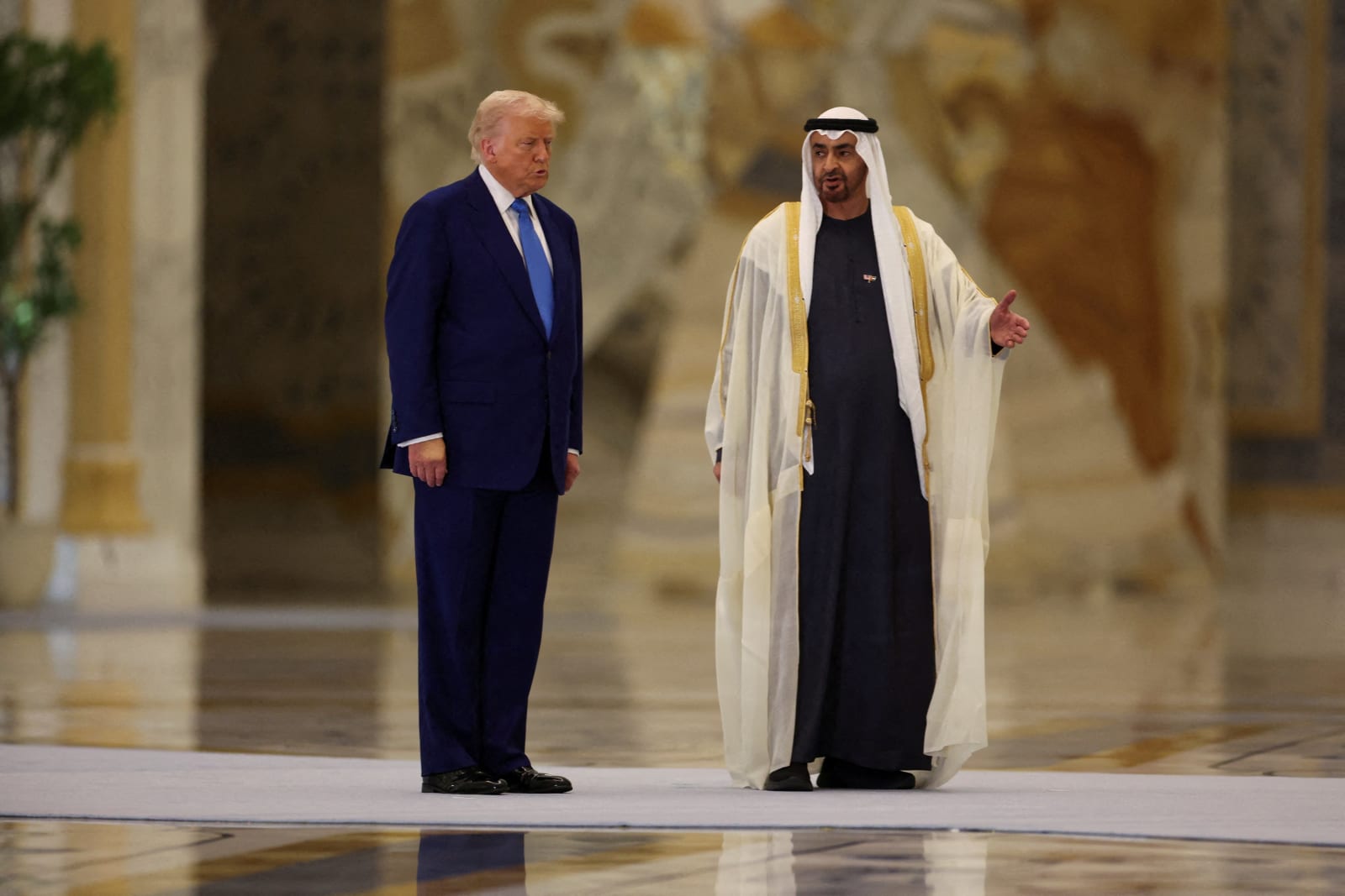 Trump's scheme an unlikely unifier as even MAGA joins Bernie Sanders in ...