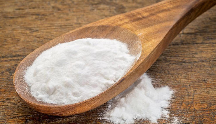 10 Ingredients You Can Apply on White Pimples To Pop Them Up