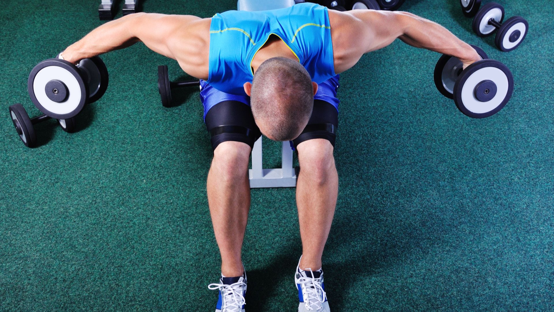 I did 100 reverse flyes every day for a week – here’s how my posture ...