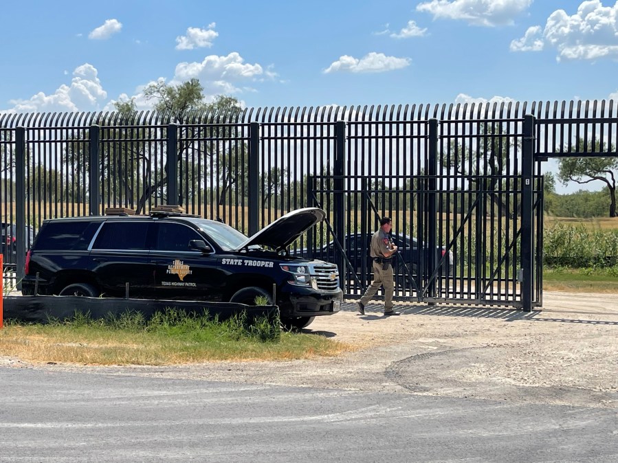 Congress asked to reimburse Texas $11B for border security costs