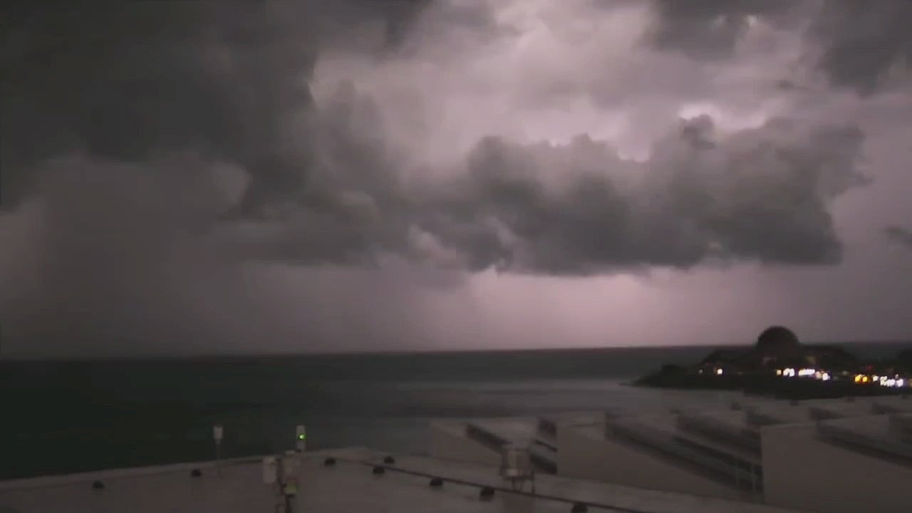 Tornado, severe thunderstorm warnings rip through Southeast Michigan