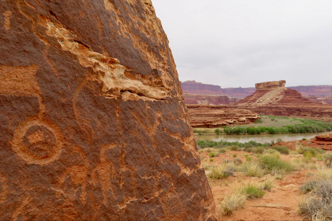 Canoeing and Canoodling in Utah’s Canyonlands