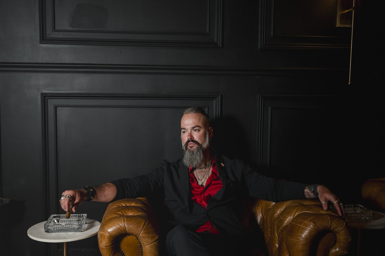 This Air-Traffic Controller Just Averted a Midair Collision. Now He’s ...