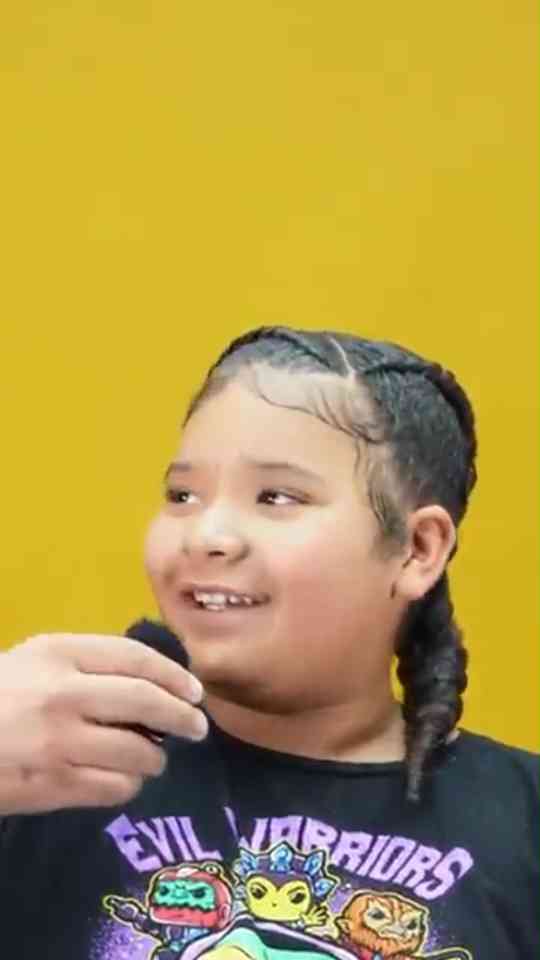 Witness a jaw-dropping beauty transformation reveal.