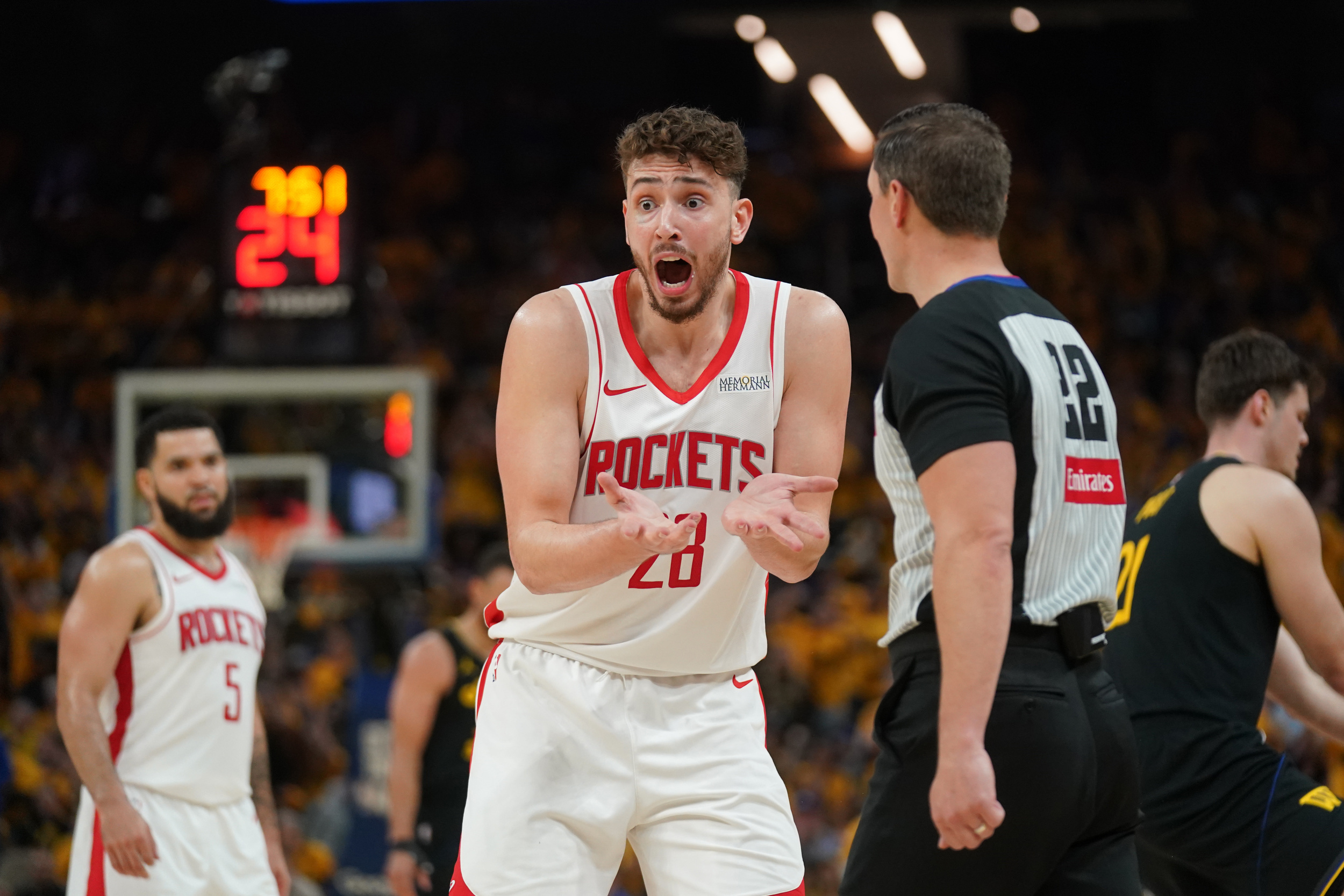 Rockets open to trading All-Star big man?