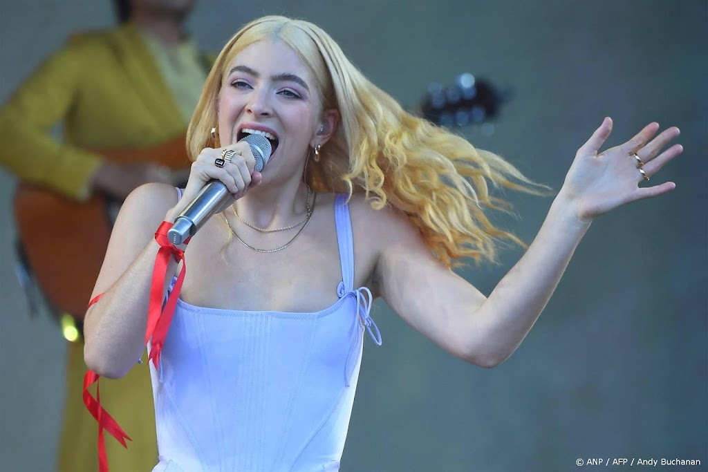 Lorde zit 'qua gender in het midden'