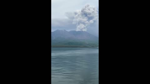Japan: Sakurajima Volcano Erupts, Ashfall Warning Issued 6