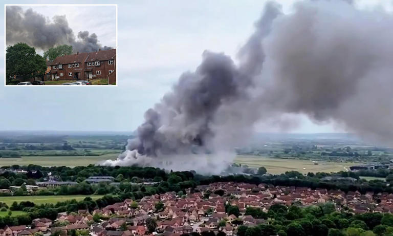 Bicester fire: Explosions heard as blaze rips through former RAF base ...