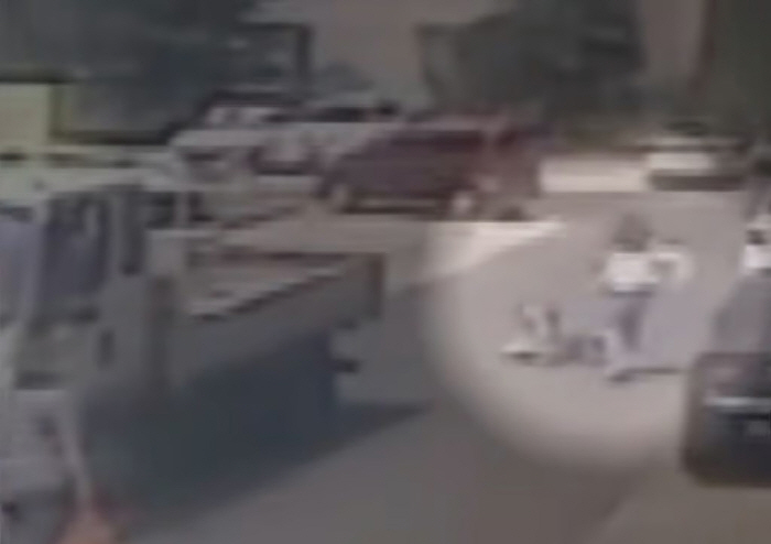 13 million won in compensation for running into a woman who suddenly ...