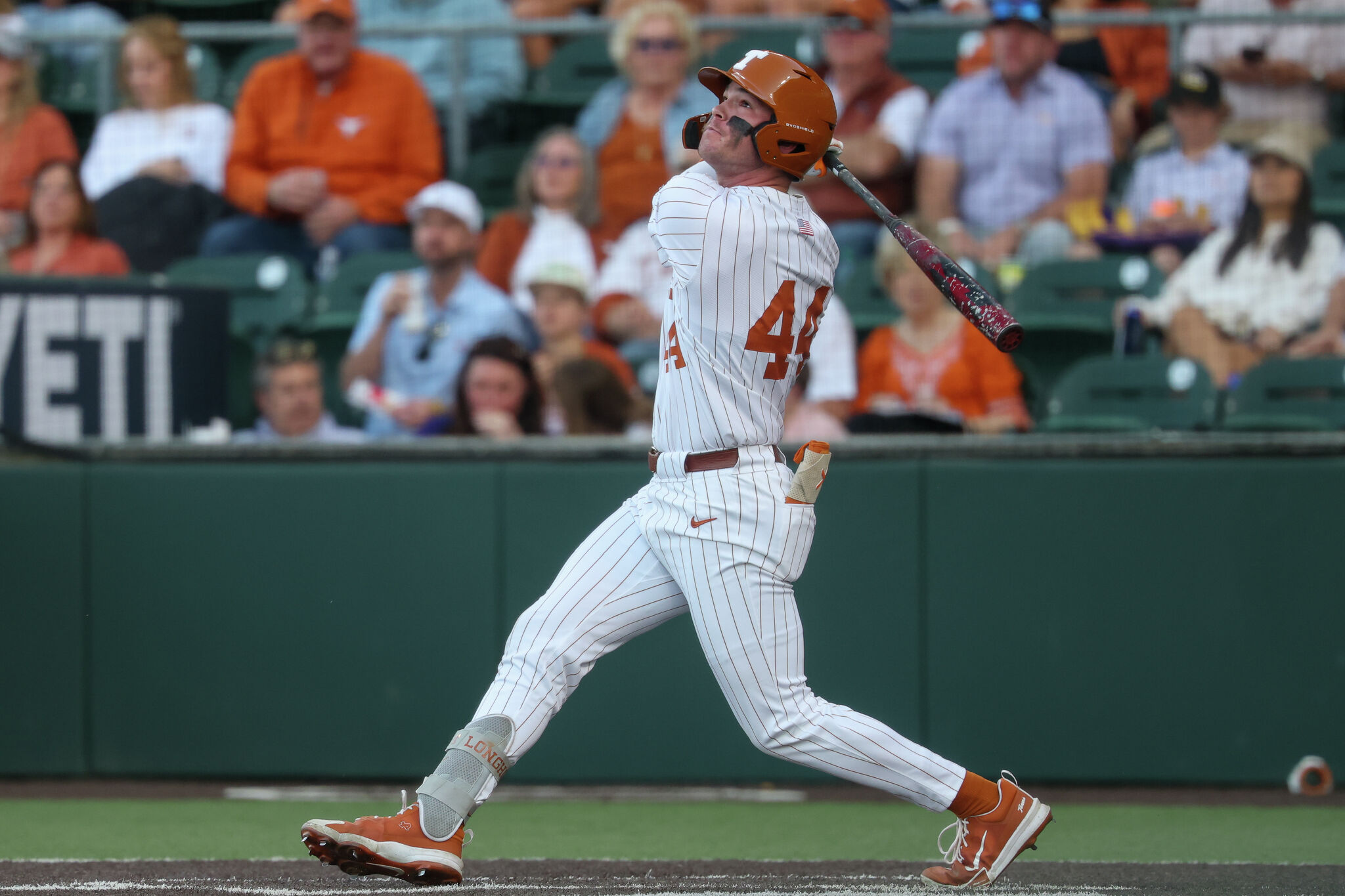 Texas clinches share of SEC baseball title on Max Belyeu's 3-run homer ...
