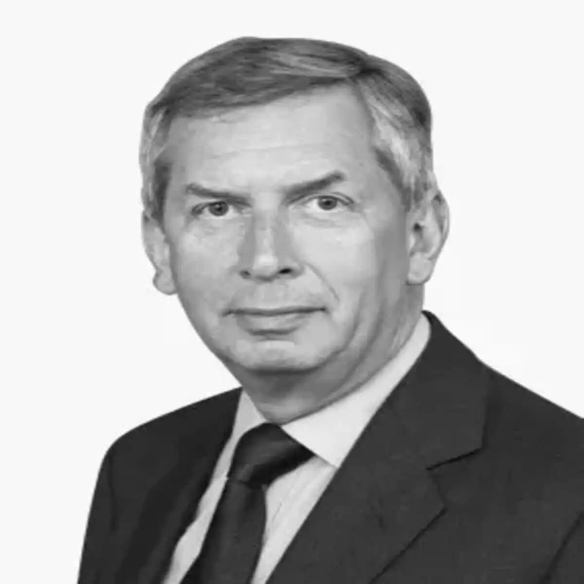 Billionaire Terry Smith lists 5 reasons why Warren Buffett’s success ...