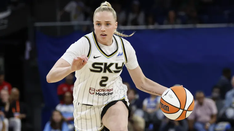 Will Hailey Van Lith play against Paige Bueckers tonight? Sky rookie ...