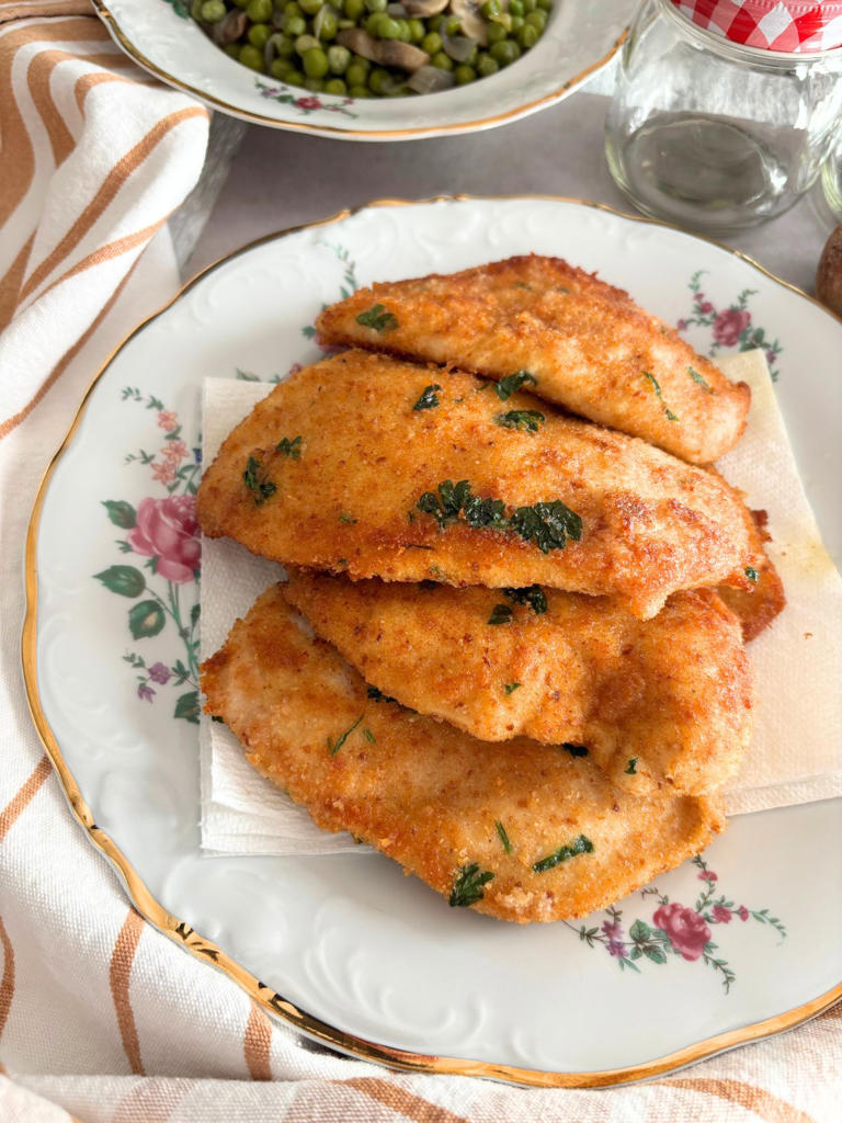Easy Italian chicken cutlets