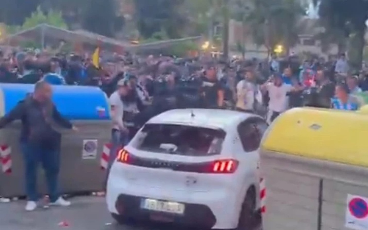 ΒΙΝΤΕΟ από τη στιγμή που αυτοκίνητο παρασύρει φιλάθλους πριν από το ...