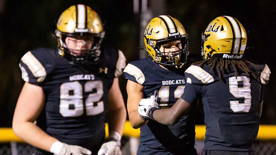 12 player standouts from Thursday's spring football game between ...