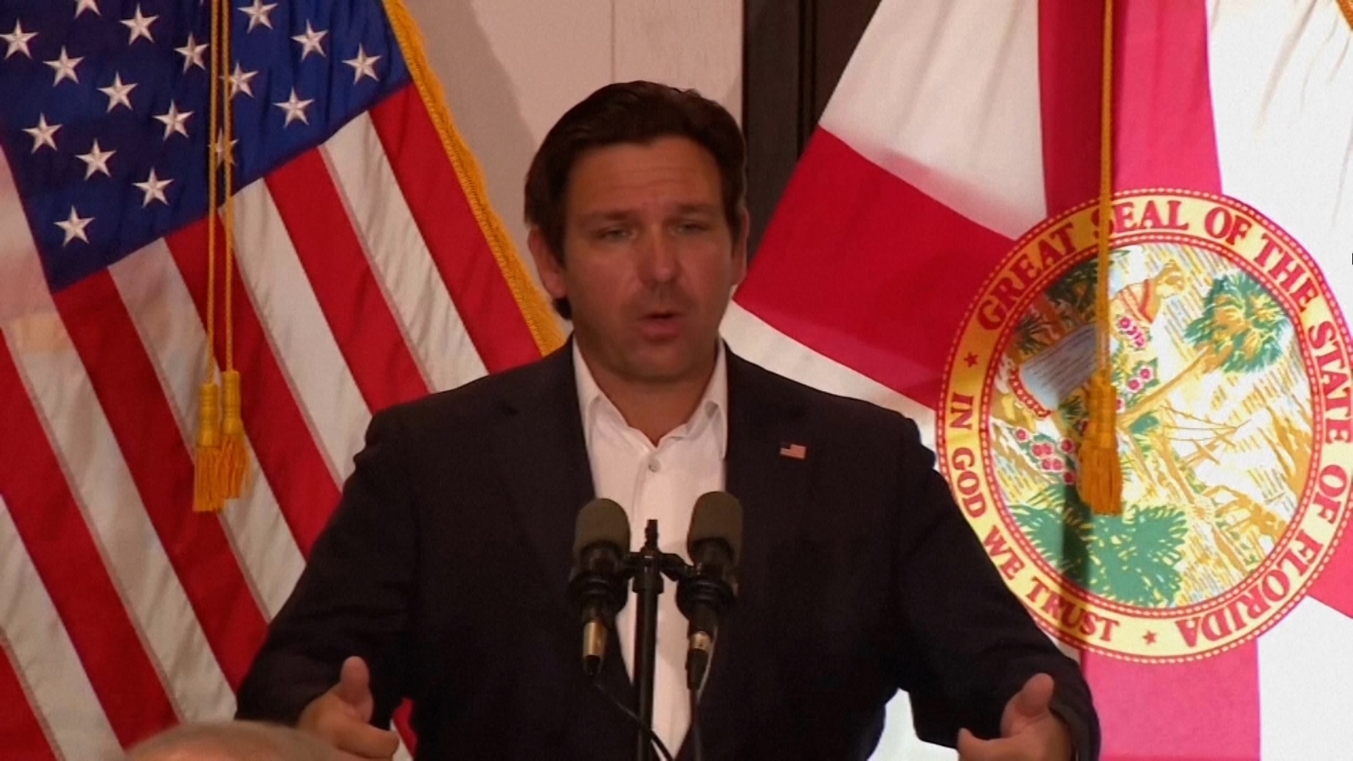 Ron DeSantis Signs Bill Making Florida 2nd State To Ban Fluoride From ...