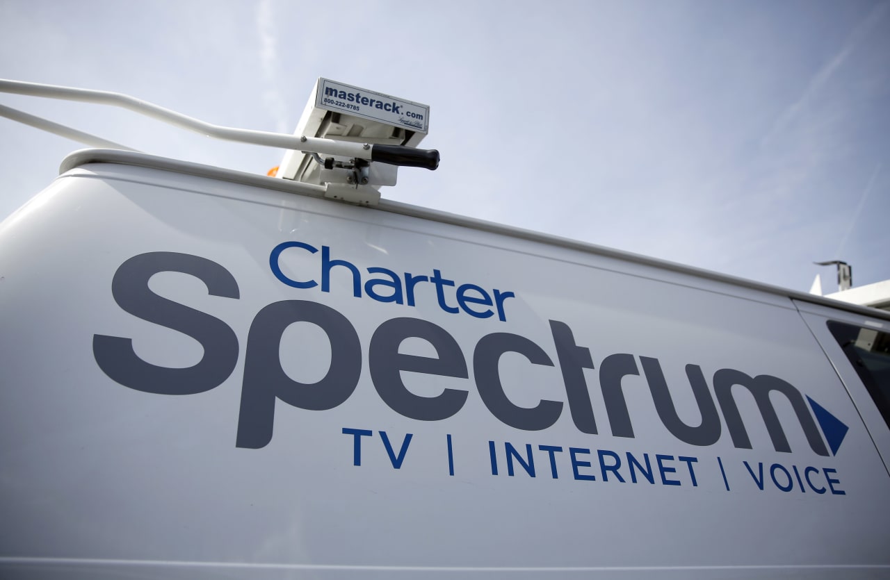 Charter mobile, video growth offsets internet subscriber declines