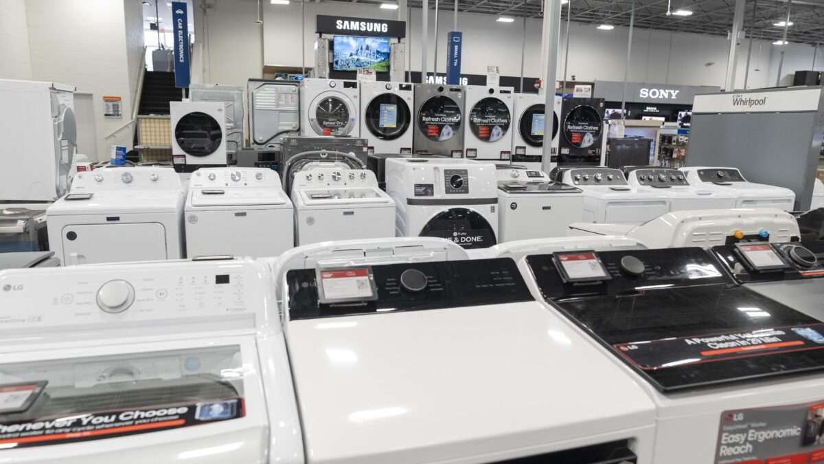 Trump and Congress Target 'Efficiency' Rules That Hobble Home Appliances