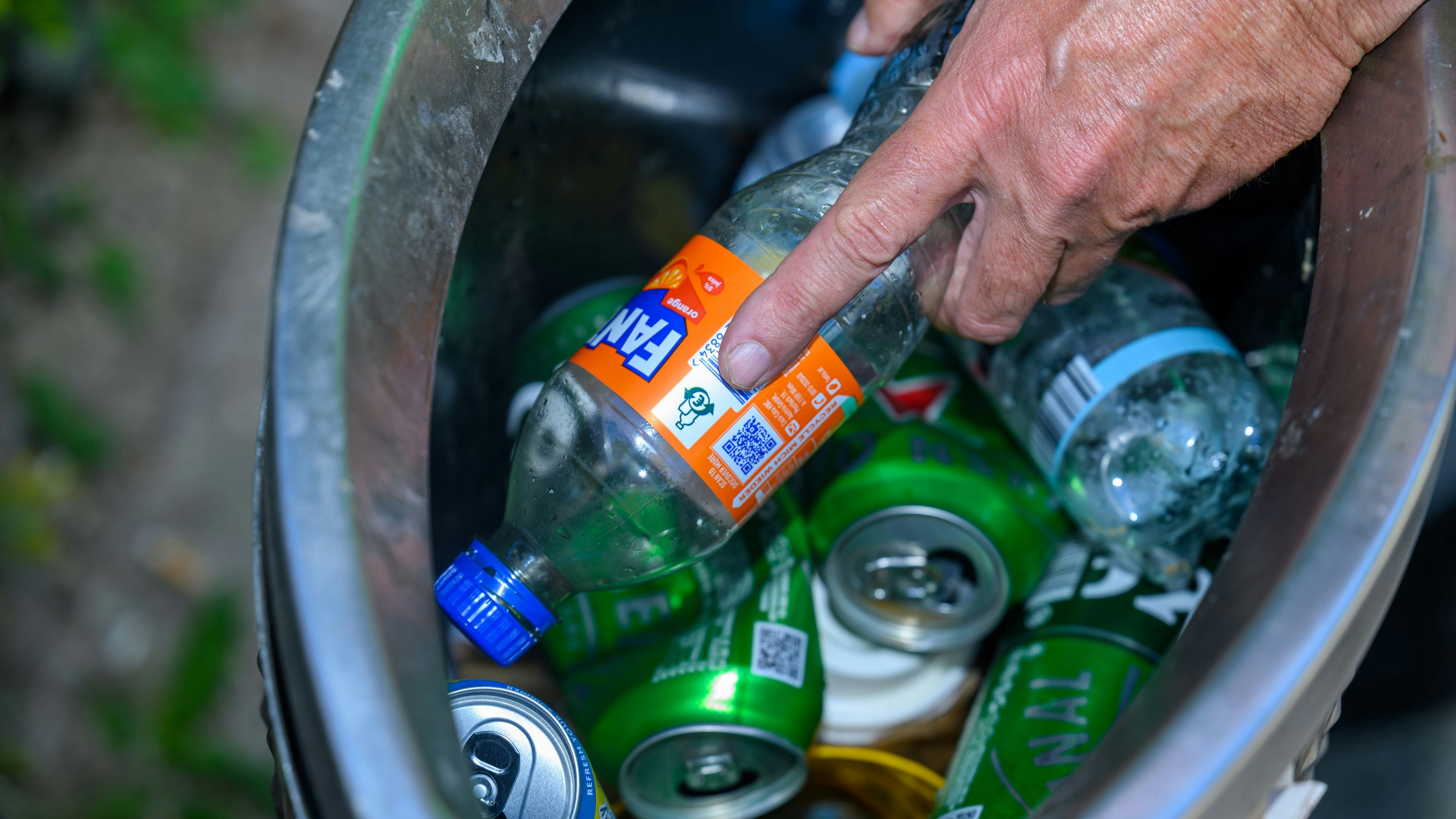 Tausende Pfandflaschen sorgen für Riesen-Ärger