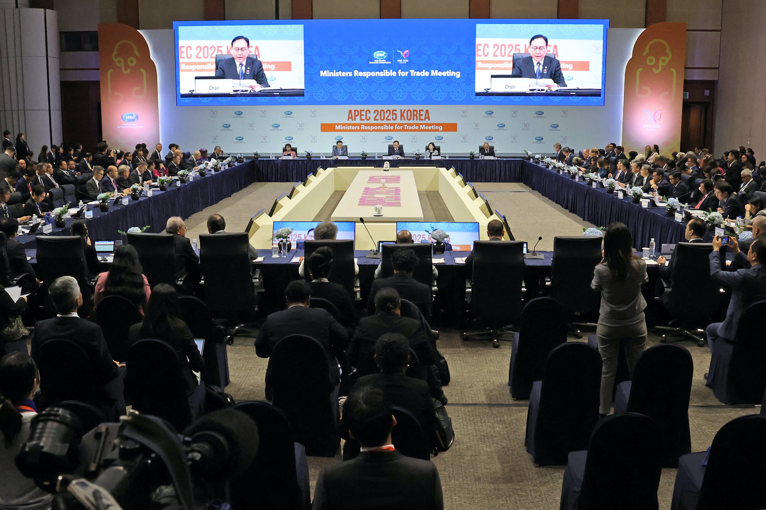 APEC says ‘concerned’ over challenges to global trade