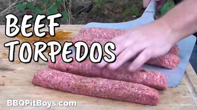 BBQ BEEF TORPEDO BURGERS