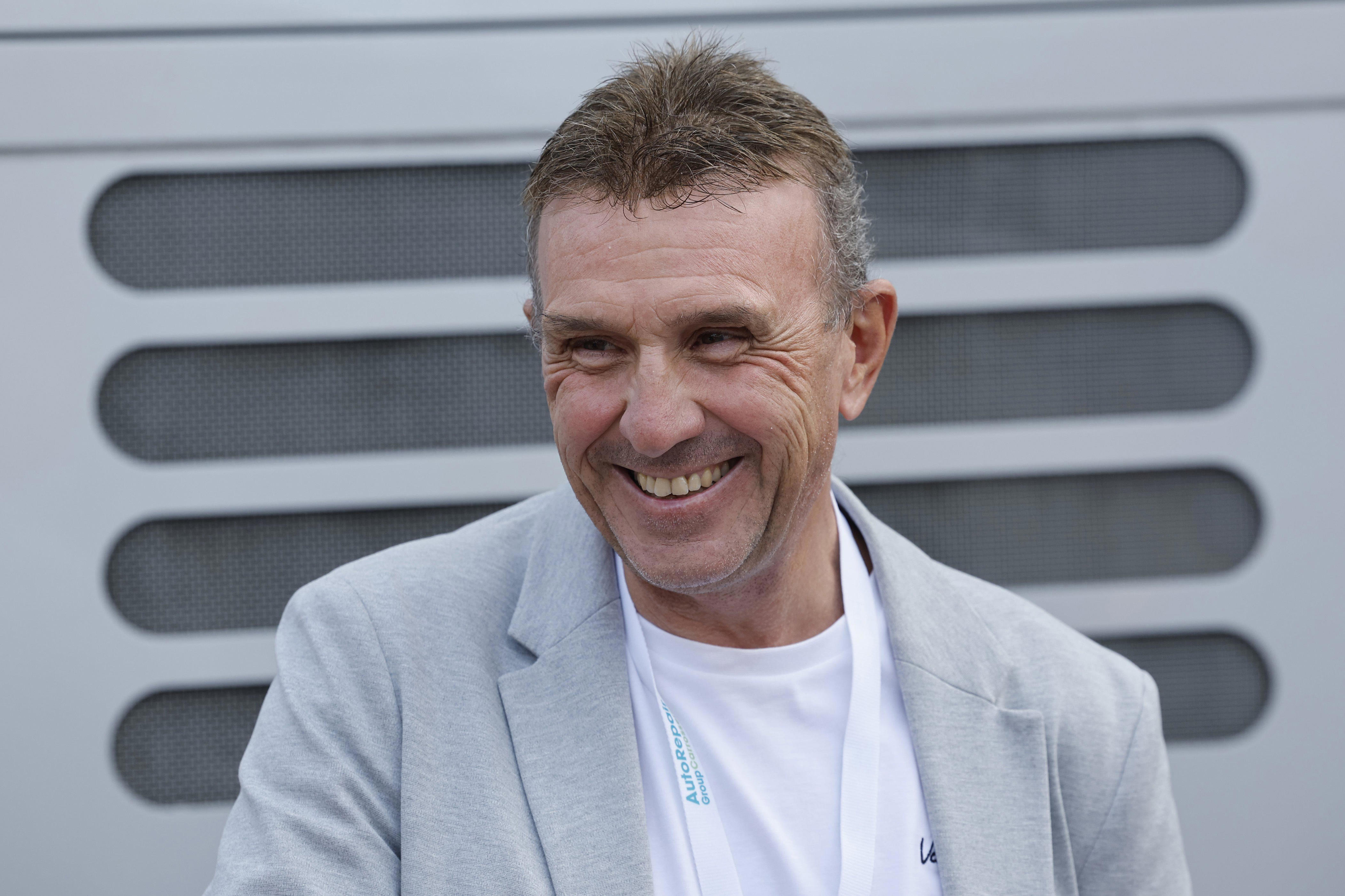 DSQ voor Johan Museeuw in gravelkoers Marly Grav: volgens tijdsmeting ...