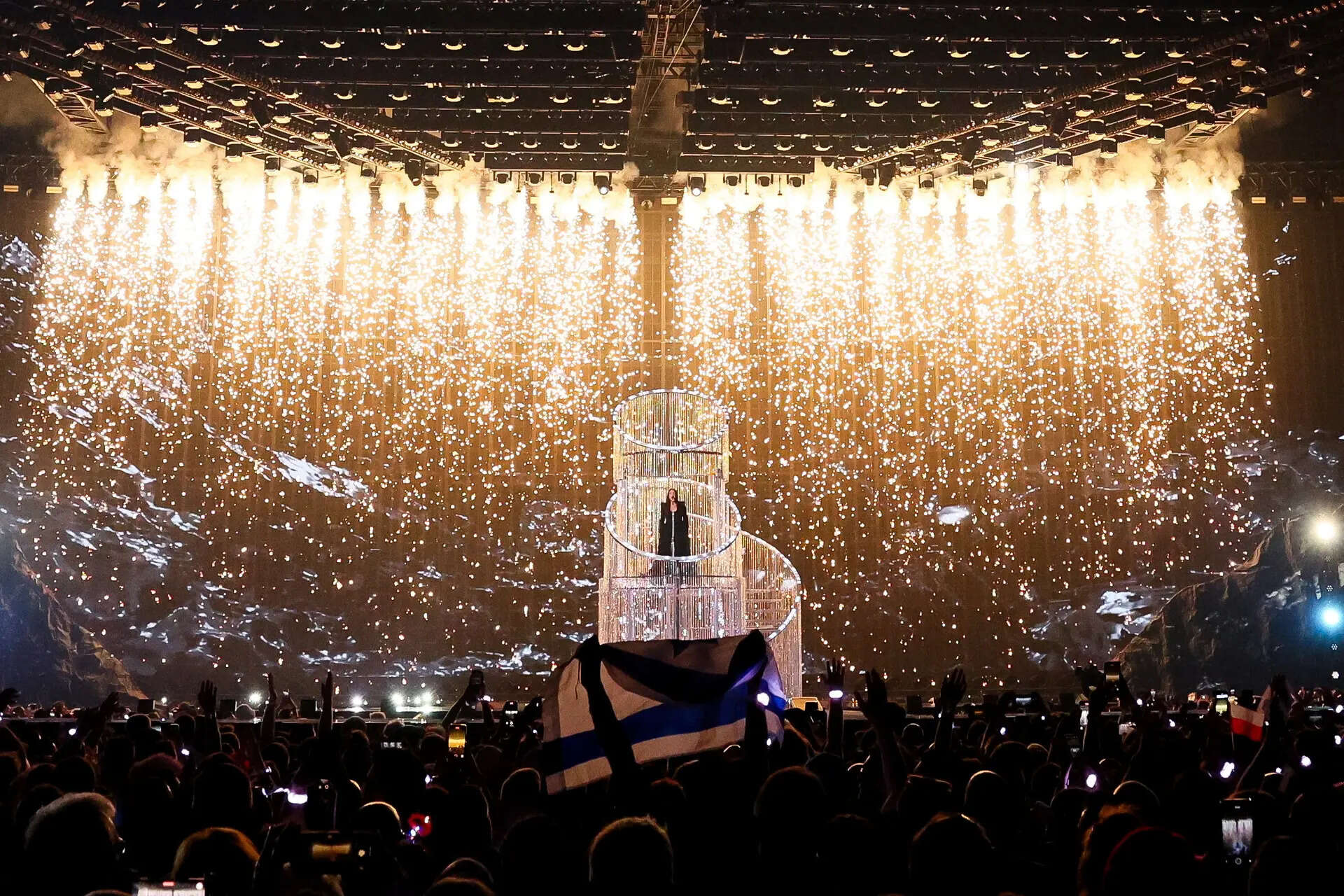 Eurovision 2025 Grand Final as 26 countries battle for glory in Basel ...