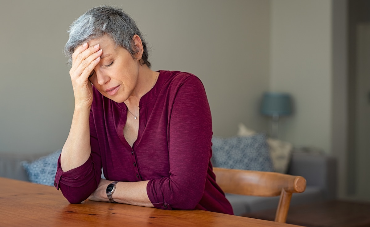 Doctor shares 8 common symptoms of perimenopause and menopause