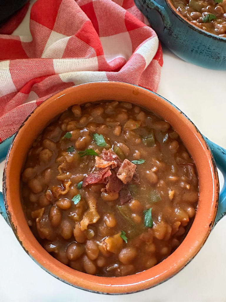 Crock Pot Baked Beans