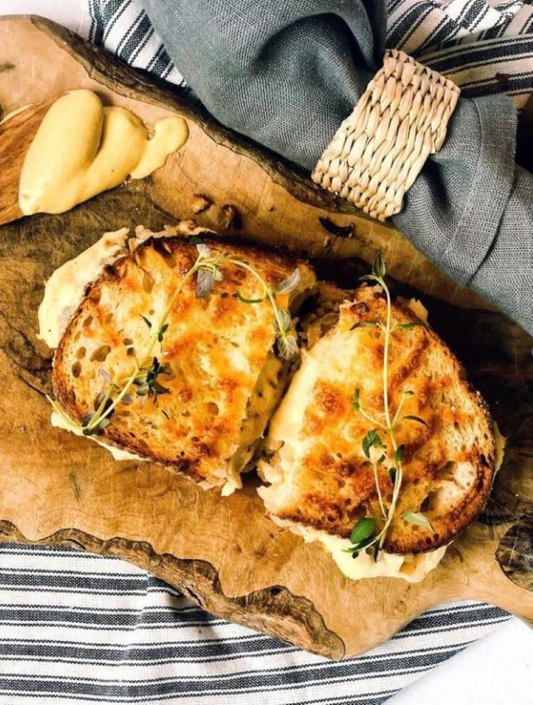 This French Onion Toast Surprised Everyone: Here is How You Make It