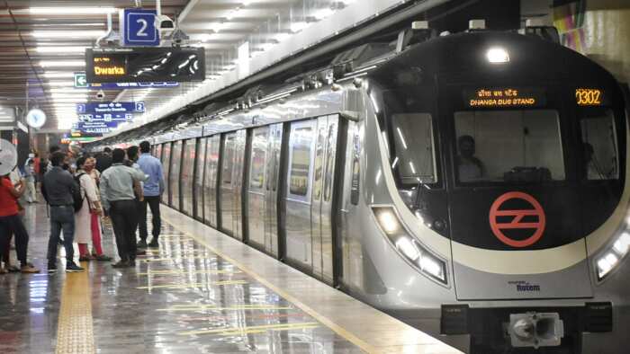Delhi Metro Update: DMRC to regulate Yellow Line service between ...