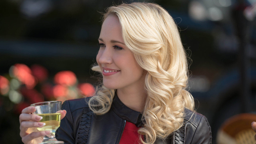 Anna Camp recalls 'out of control' Pitch Perfect vomiting scene