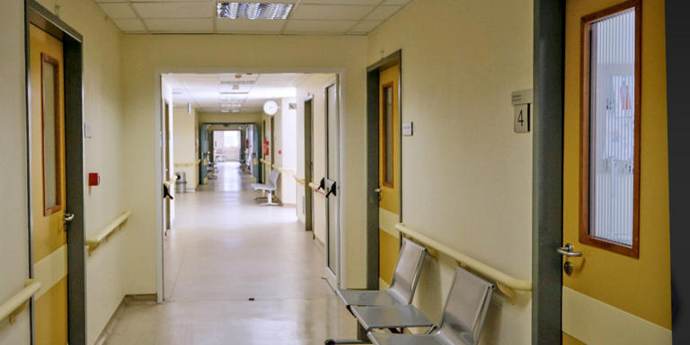 ΠΑΣΟΚ: Η αναστολή εφημεριών και εισαγωγών στο Νοσοκομείο Καλαμάτας ...