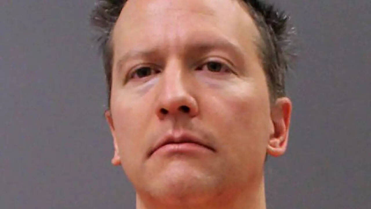 Who is Derek Chauvin and why is 'Pardon Derek Chauvin' trending on the ...