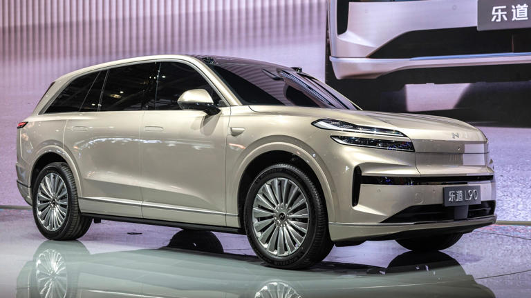 First Look: The Onvo L90 Is China’s Half-Price Kia EV9